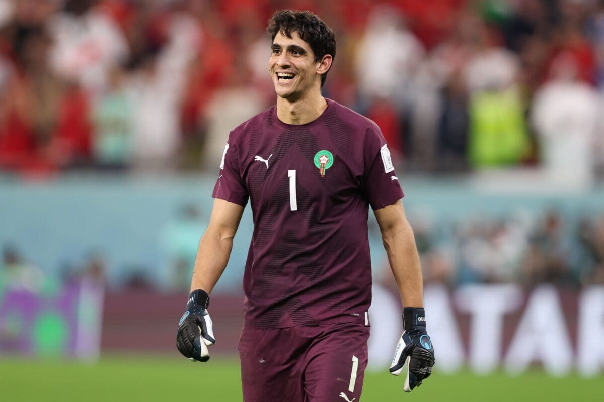 Yassin Bono: Real Madrid's Top Choice To Replace Injured Courtois - Nogoom Masrya